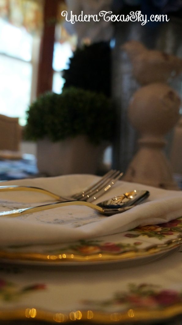 Farmhouse Tablescape - Under a Texas Sky