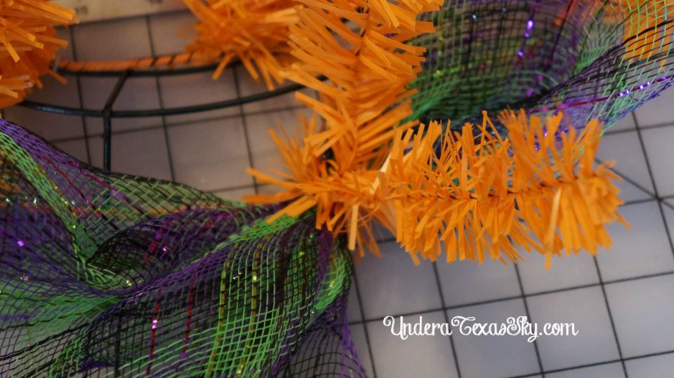 Deco Mesh Halloween Wreath with Witch's Hat Tutorial - Under a Texas Sky